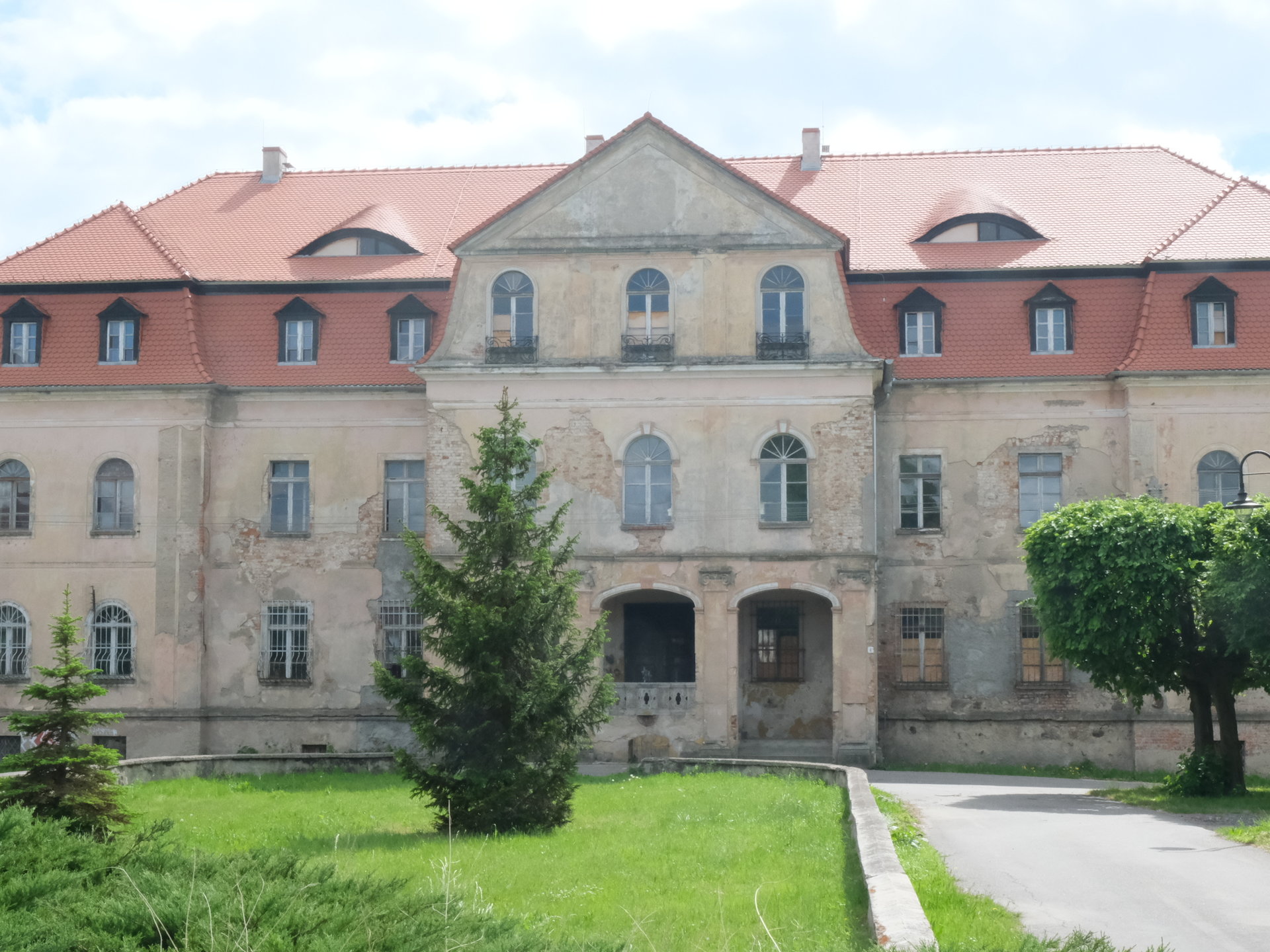 ARCHITEKTONICZNE CIEKAWOSTKI W PAŁACU JERZMANOWA część 5 | Gmina Jerzmanowa - Gościnna dla rozwoju